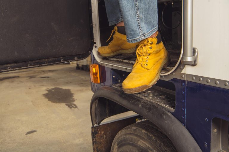 How Much Do Steel Toe Boots Weigh- 2025 Weighing Guide