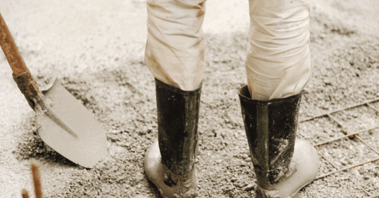 The Best Boots for Iceland - 2024 Buying Guide